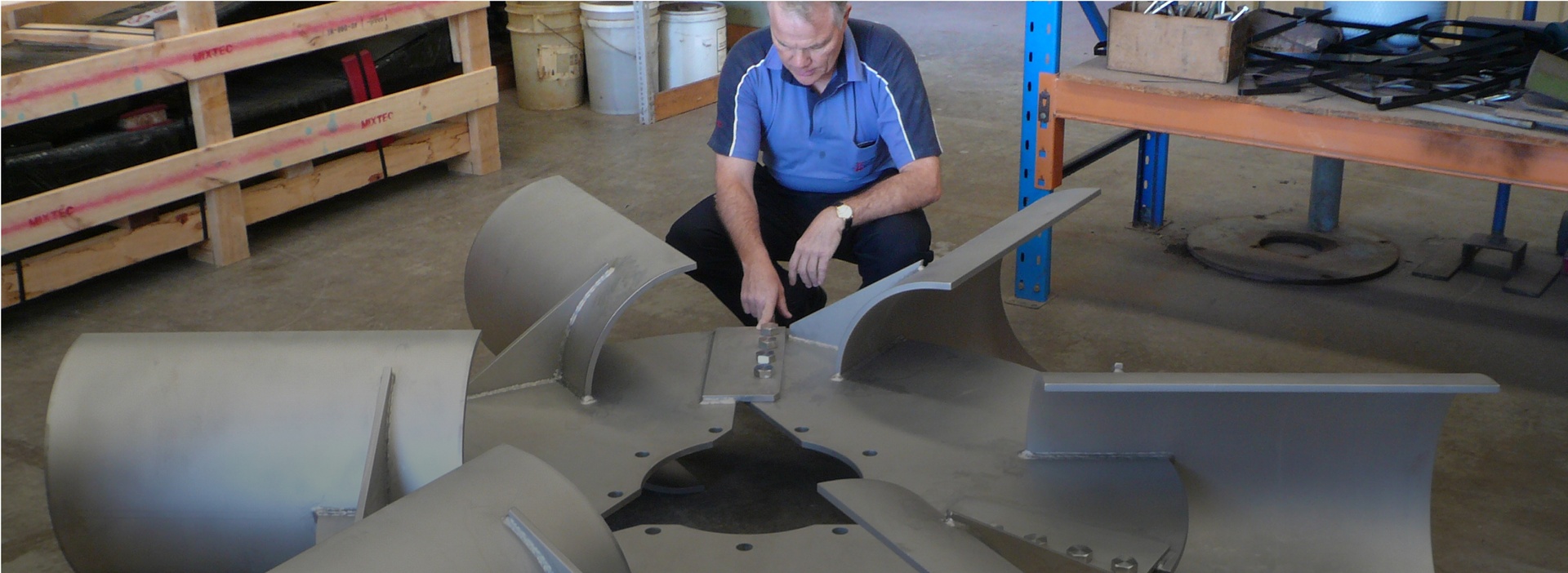 MIXTEC - EUROPE industrial mixers and agitators